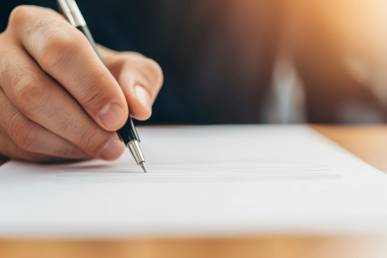 【技術開発委託契約書】リーガルチェクすべき7点とは | 弁護士監修 | Collabo Tips | コラボ・ティップス